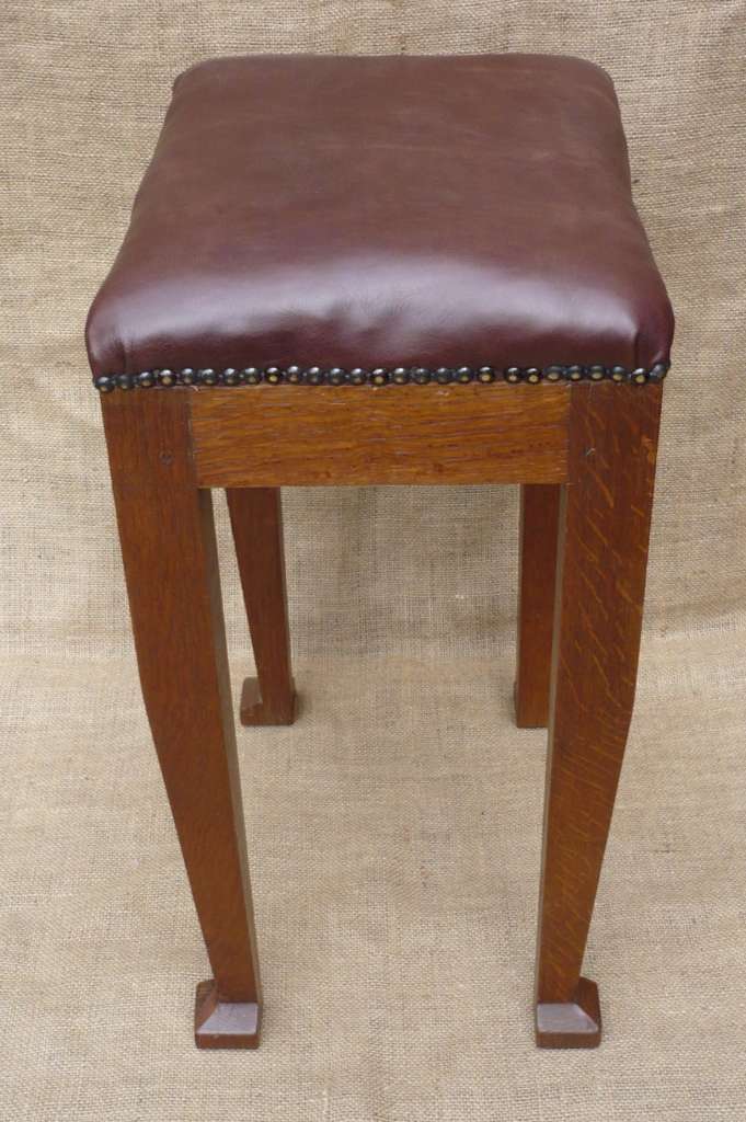 Leather topped stool in oak | SOLD | Art Furniture