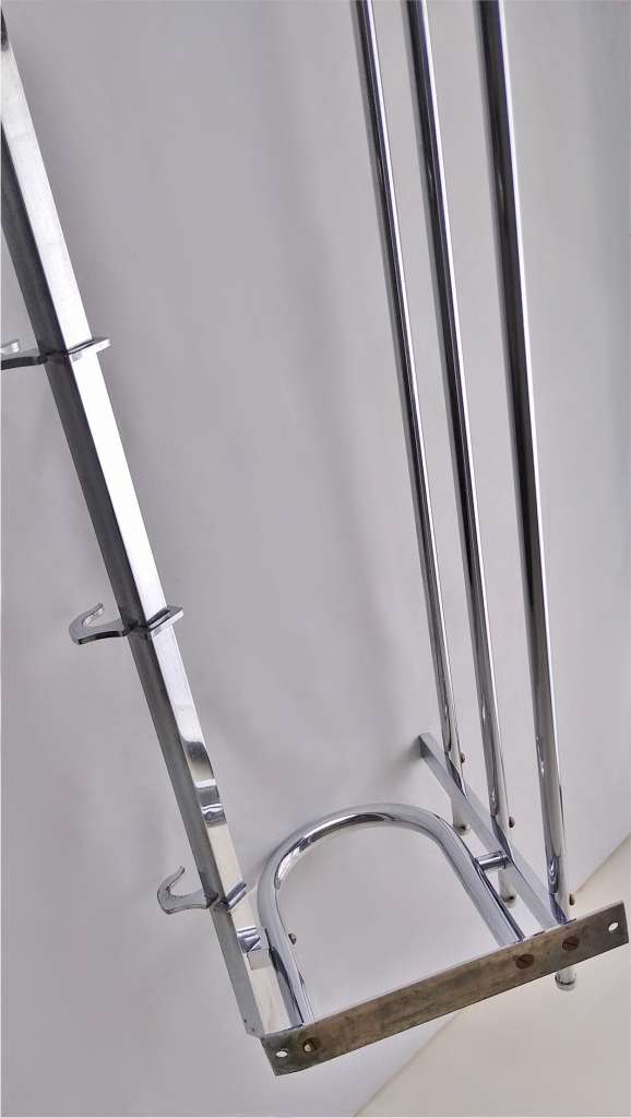 Art Deco Pullman style hat and coat rack in chrome | Metalware | Art ...