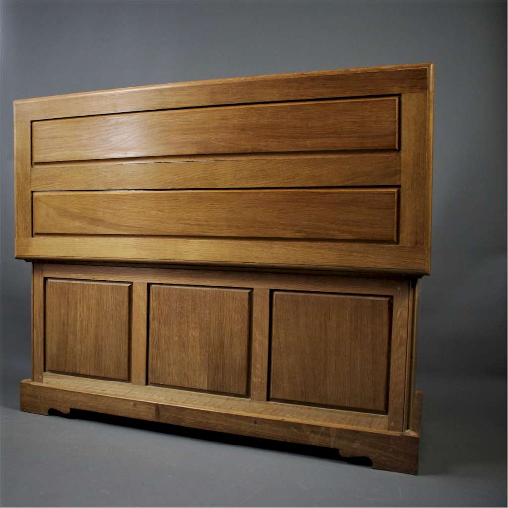 Alan Grainger "AcornMan" blanket chest in oak. | | Art Furniture