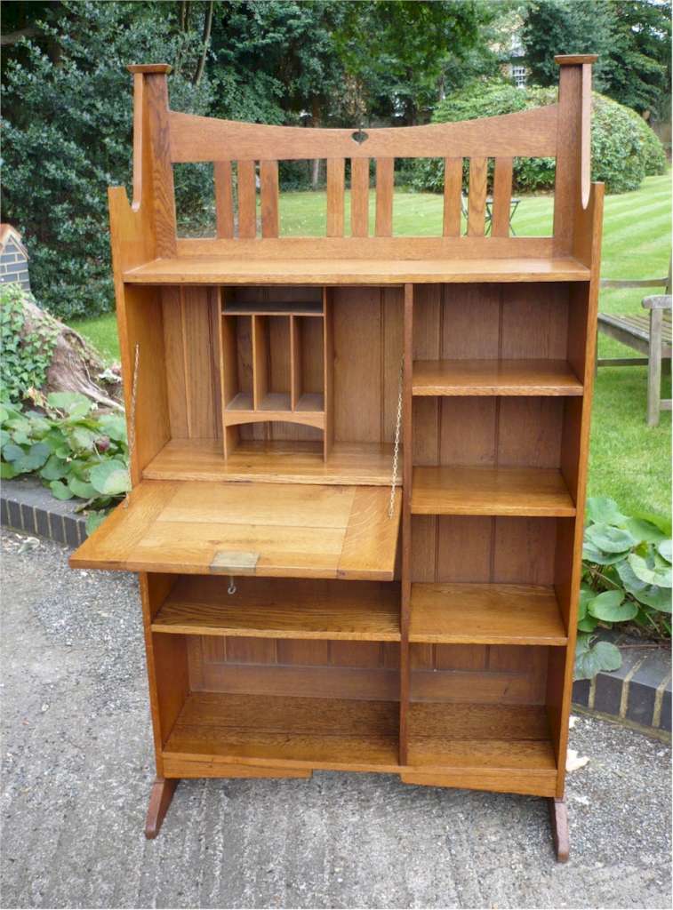 Arts and crafts bookcase / bureau in golden oak | | Art Furniture