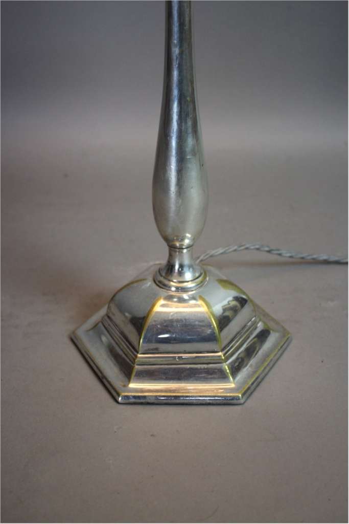 Elegant and slender arts and crafts table lamp by Faraday | | Art Furniture